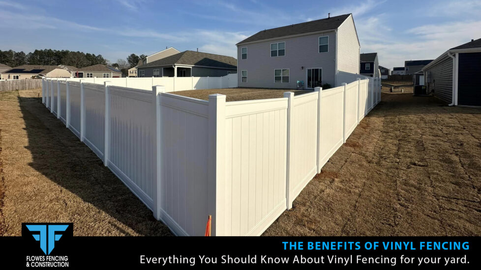 The Benefits of Vinyl Fencing for Greenville and Spartanburg - Flowes ...